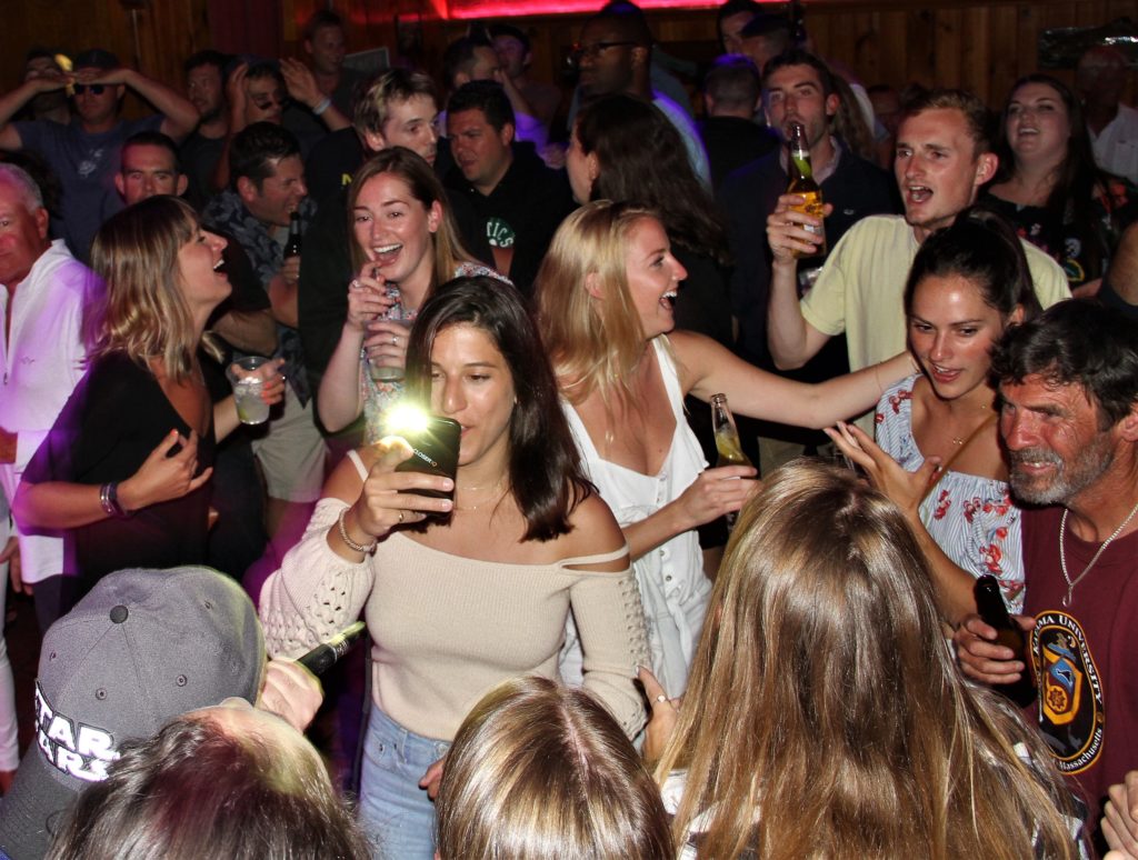 Nightlife Photos Issue 269 | This Week on Martha's Vineyard